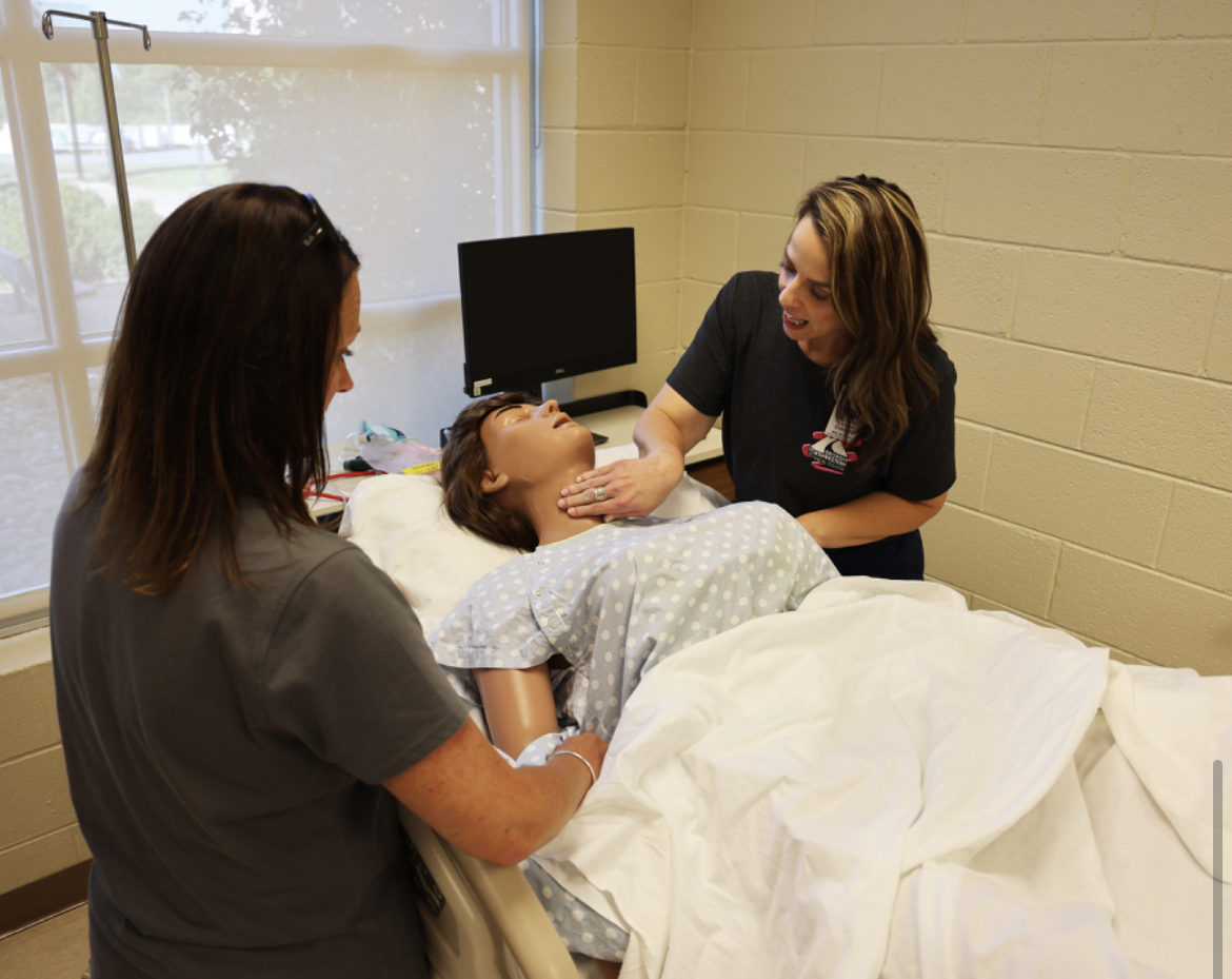 GNTC’S ASSOCIATE OF SCIENCE IN NURSING PROGRAM ATTRACTS STUDENTS | WLAQ-AM