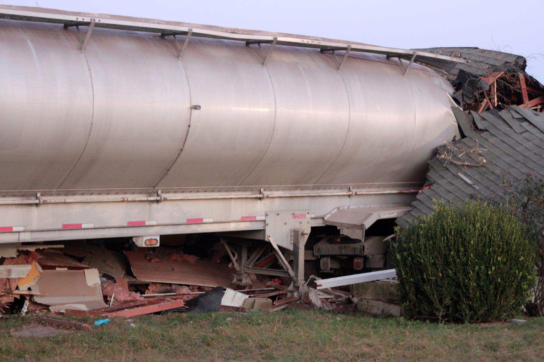 Tractor-Trailer Crashes Into Residence (PHOTO GALLERY) | Goldsboro ...