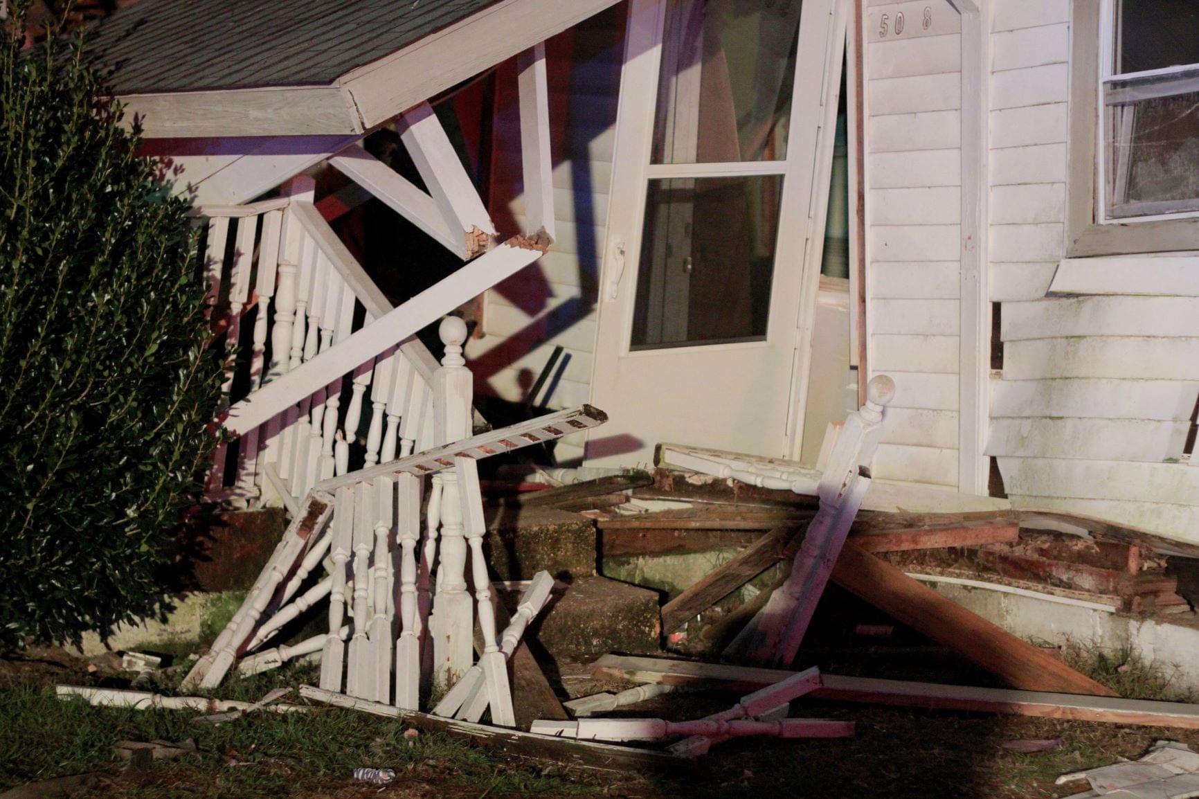 Tractor-Trailer Crashes Into Residence (PHOTO GALLERY) | Goldsboro ...