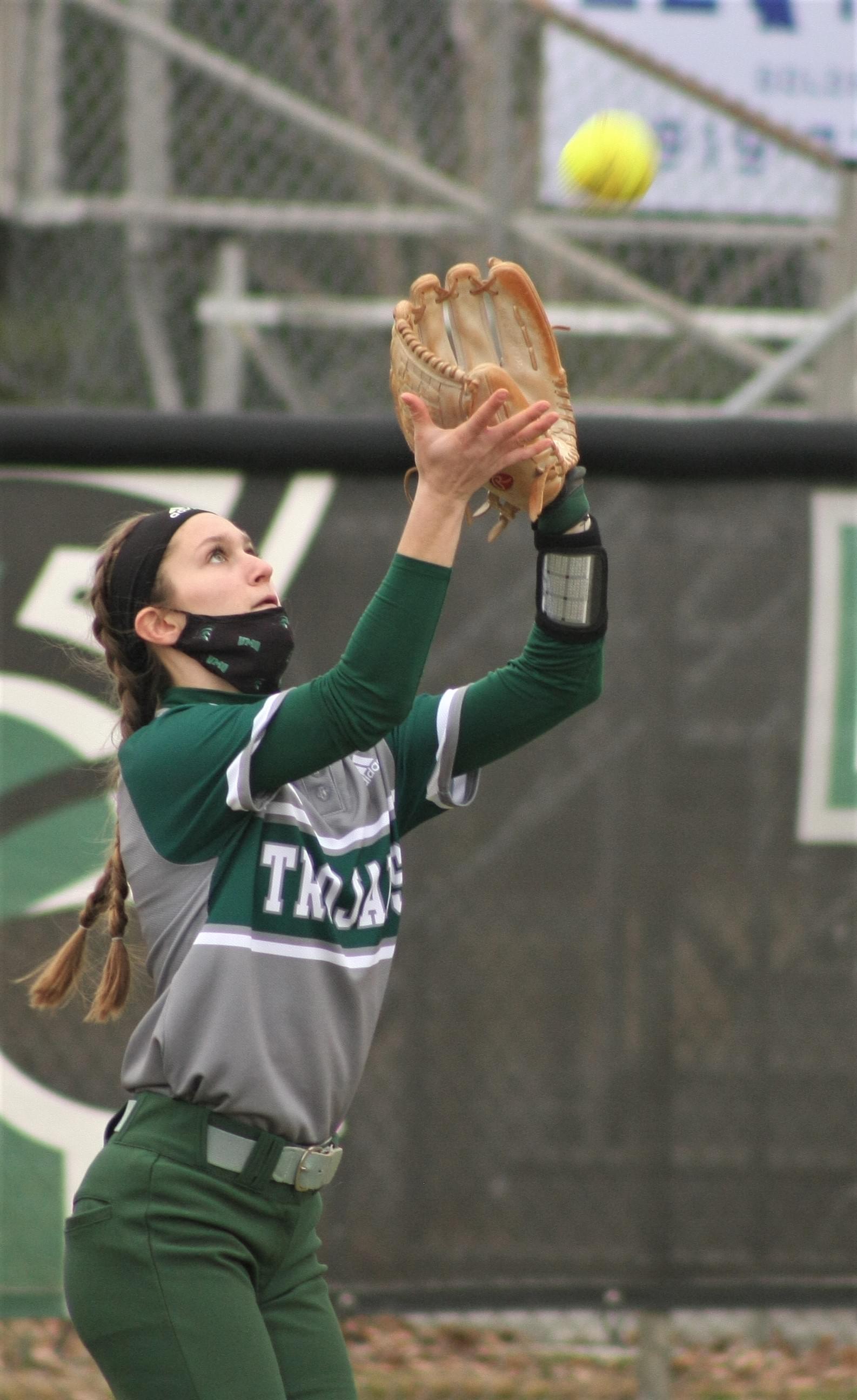 Softball: Francis Marion Vs. UMO (PHOTO GALLERY) | Goldsboro Daily News