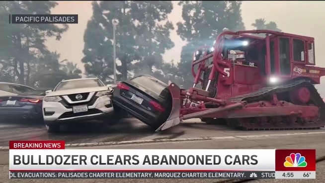 Fire Almost 3K Acres, Beach Towers Burning in Pacific Palisades ...