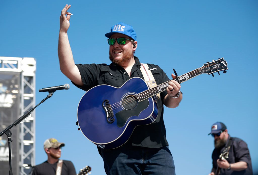Flowers, Cookies, Cocktails and Bacon? Check out Luke Combs and His ...