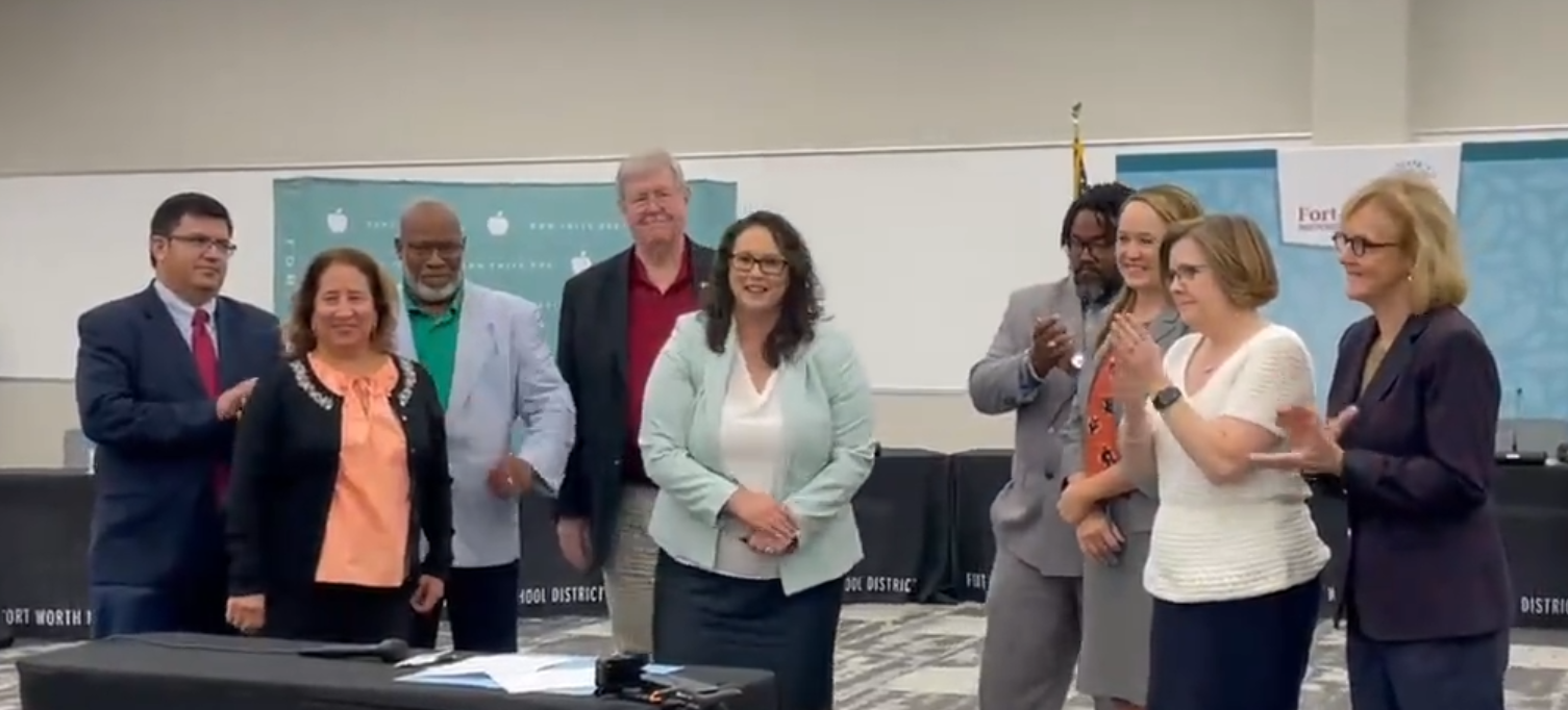 Fort Worth ISD Officially Hires New Superintendent | News Talk WBAP-AM