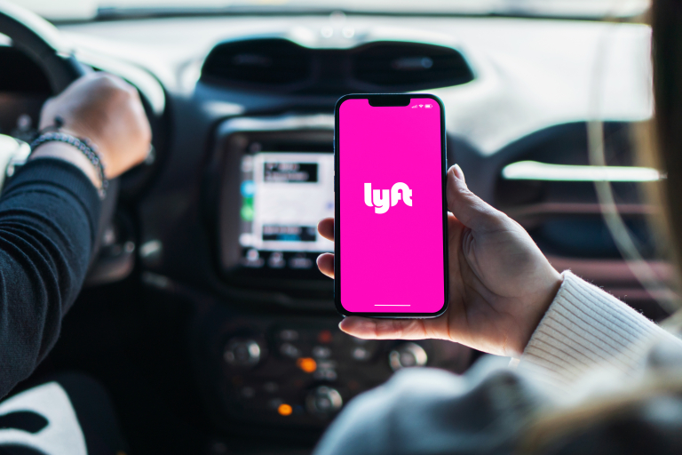 Lyft Announces Plans to Introduce Autonomous Robotaxis in Dallas by 2026