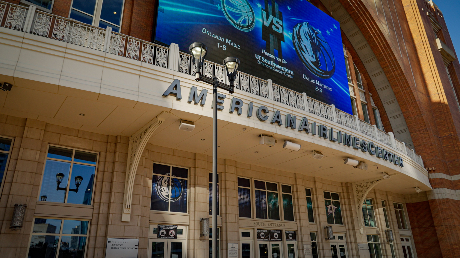 Dallas Mavericks Announce Season Ticket Price Increase for 2025-2026 Season