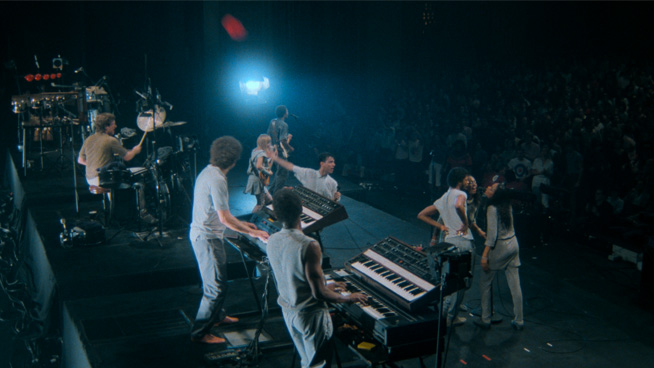 Talking Heads Reflect on Stop Making Sense Tour Ahead of Concert Film ...