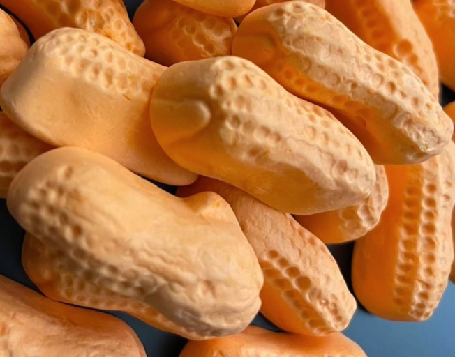 Circus Peanuts Have Overtaken Candy Corn as the Worst Halloween Candy ...