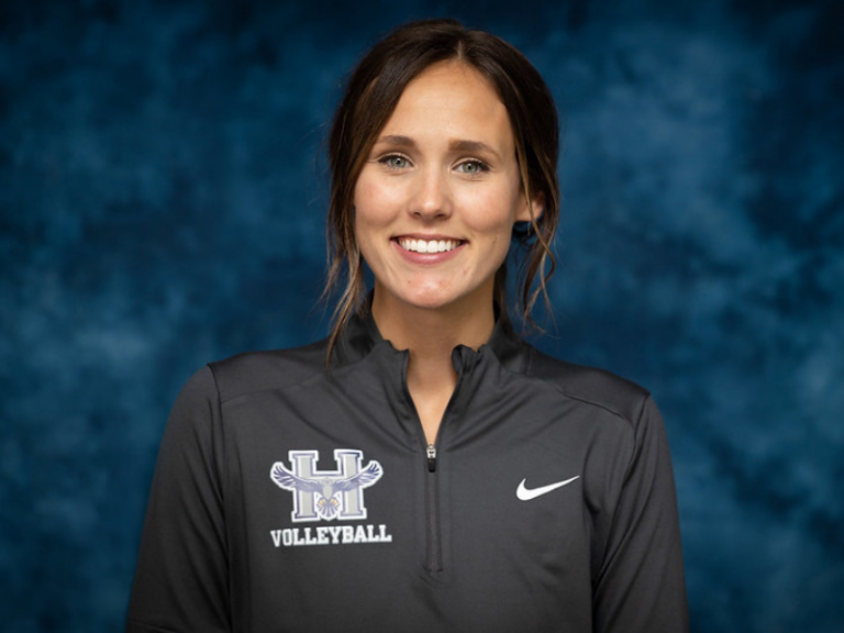 Heartland Women’s Volleyball Coach named Coach of the Year | WJBC AM 1230