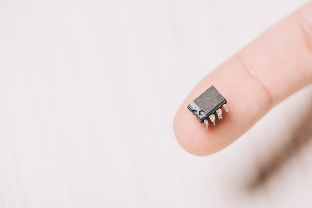 A Company Will Implant A Payment Chip In Your Hand For $200