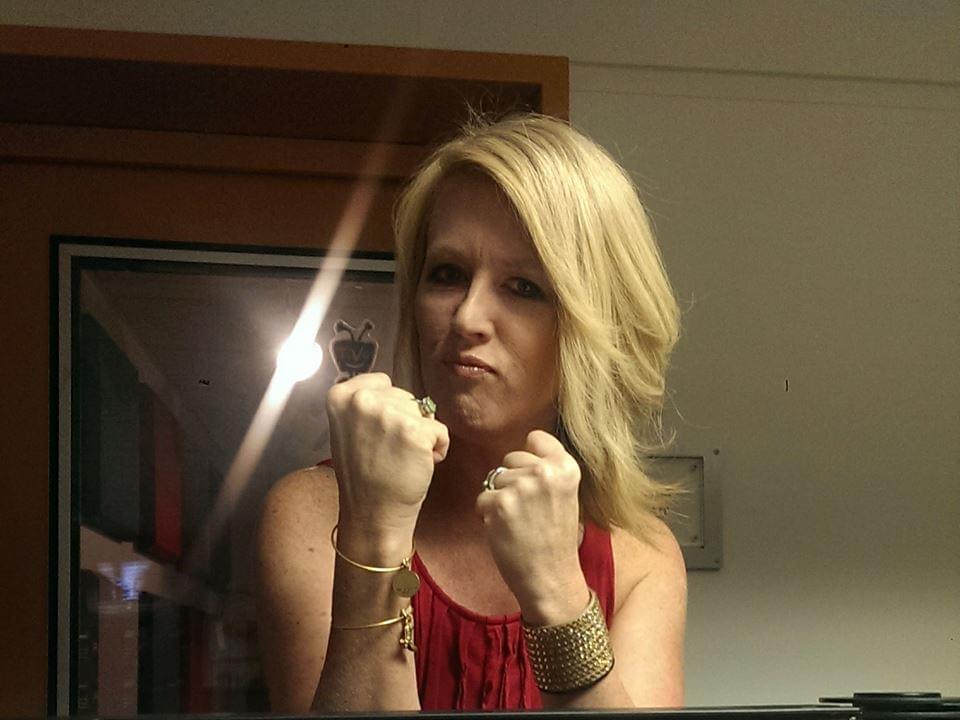 Robin From The East-Side Plays Can’t Beat Deb | WFMS