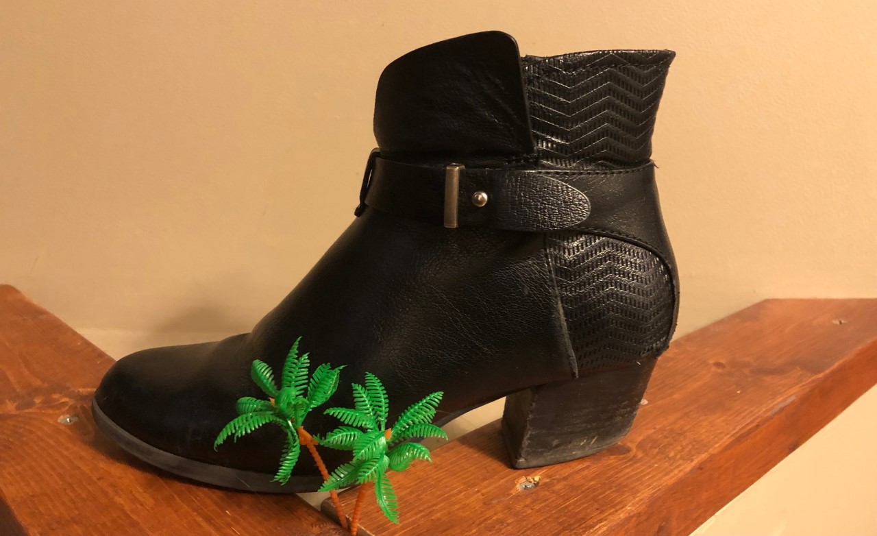 Would You Stay The Night In A Larger Than Life Shoe-Shaped House? It’s ...