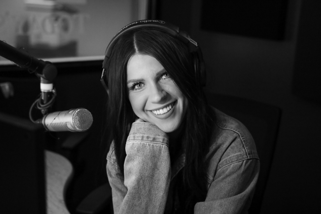 LATTY & COURTNEY IN THE MORNIN’ | WGKX-FM