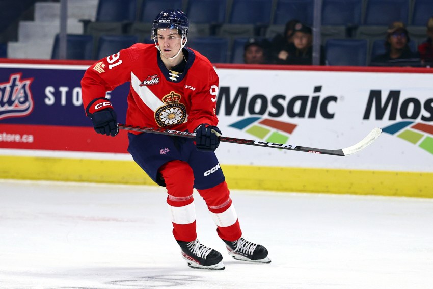 Alexander Suzdalev returns to WHL to help Blades claim elusive championship – 620 CKRM