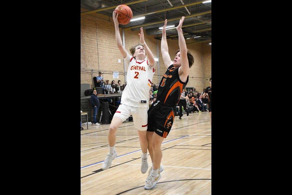 Two Regina teams win provincial basketball championships – 620 CKRM