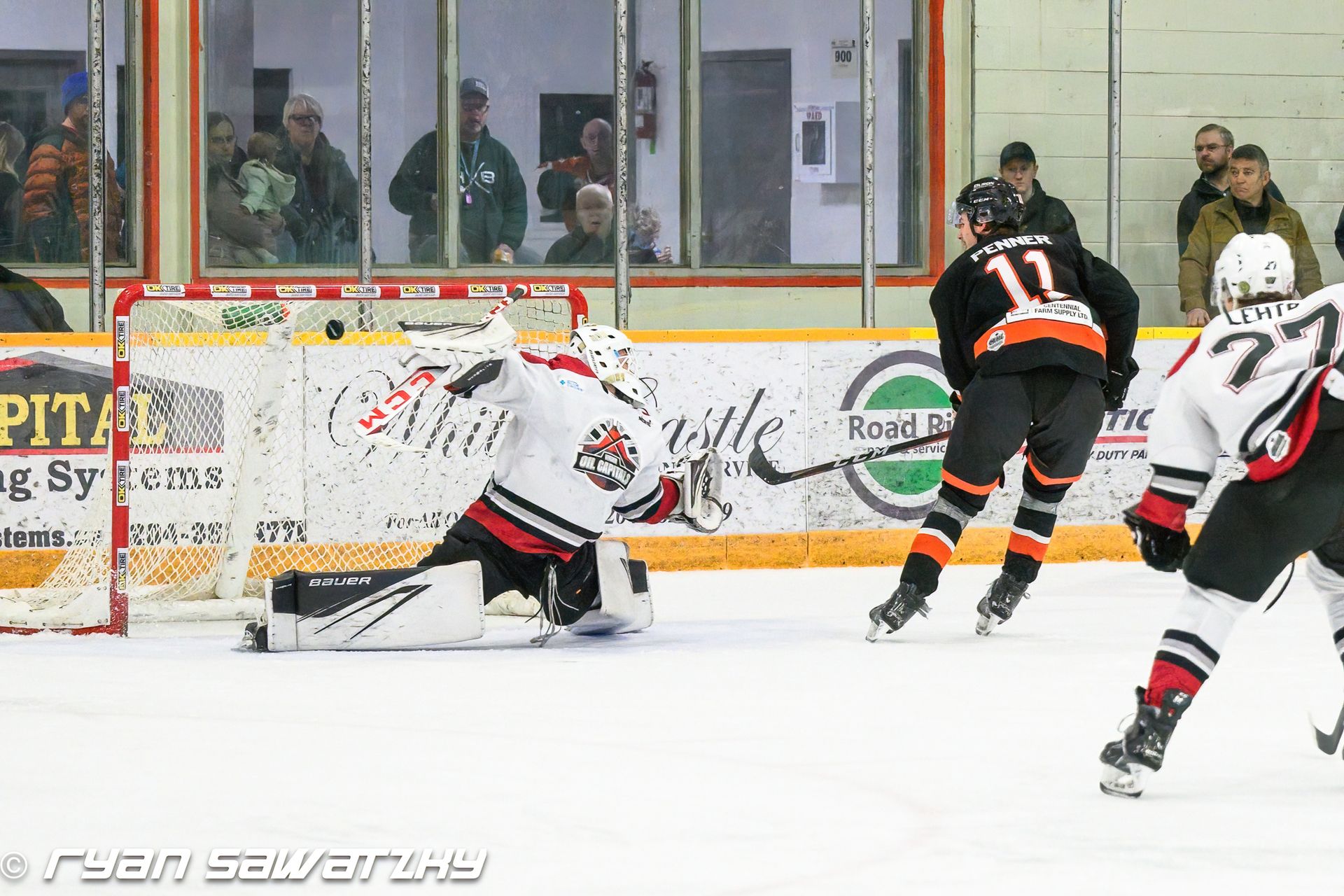 Road teams strike first in MJHL Semi-Finals – GX94 Radio
